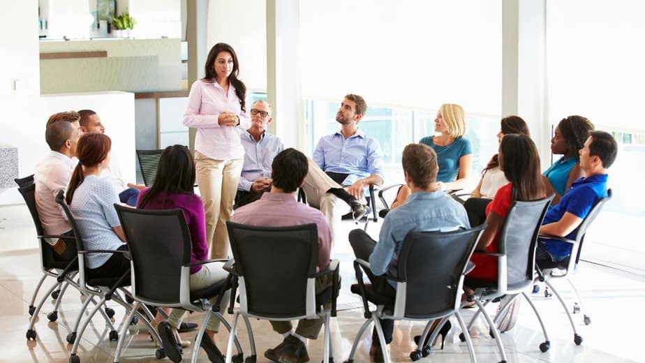 Effective Nonverbal Communication in Public Speaking